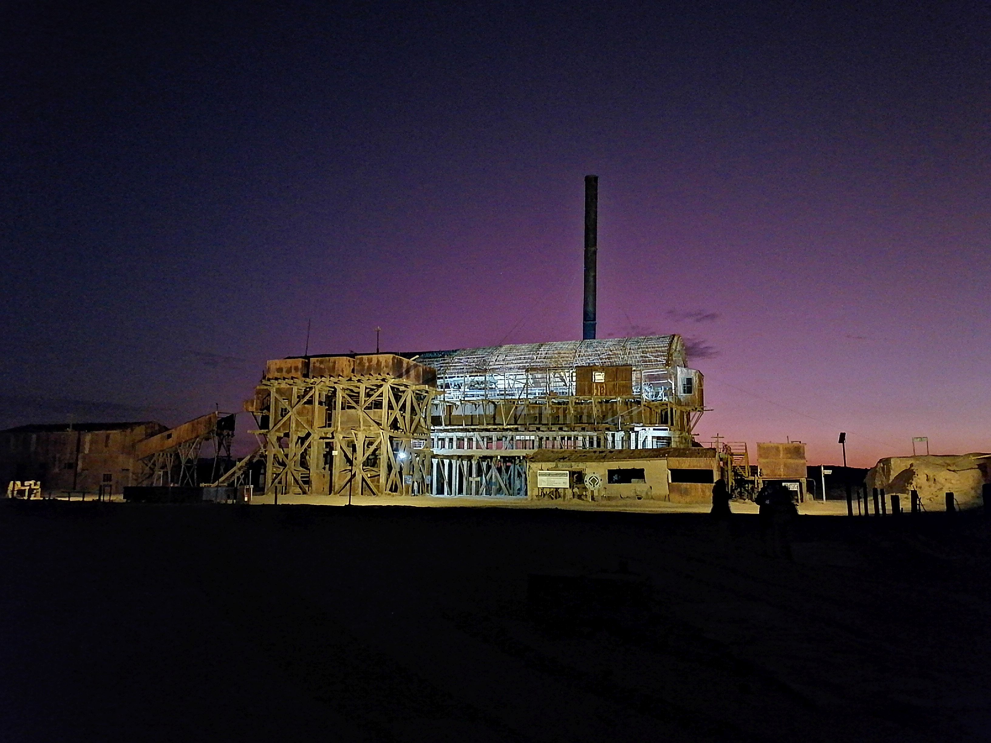 Comunidad pampina se reencuentra en las oficinas de Humberstone y Santa ...